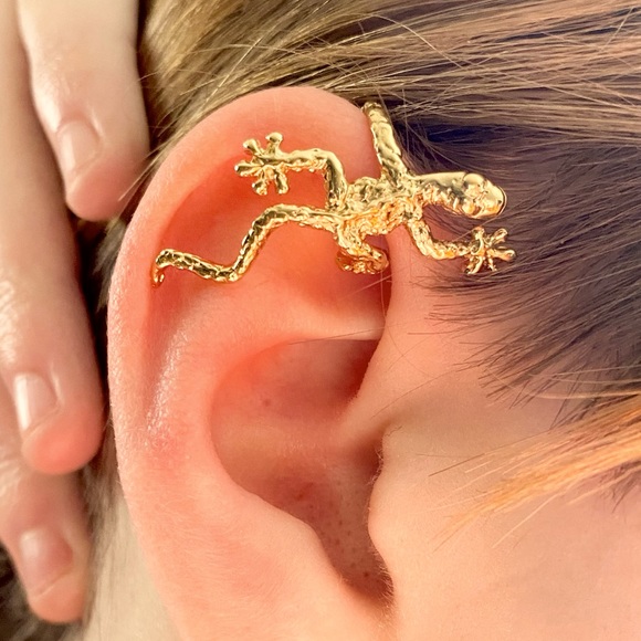 Jewelry | Nwot Gecko Lizard Cute Gold Tone Adjustable Ear Cuff ...